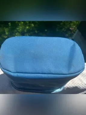 Hydro Flask | Dining | Hydro Flask Twotone Blue Insulated Lunch Bag 5 L ...